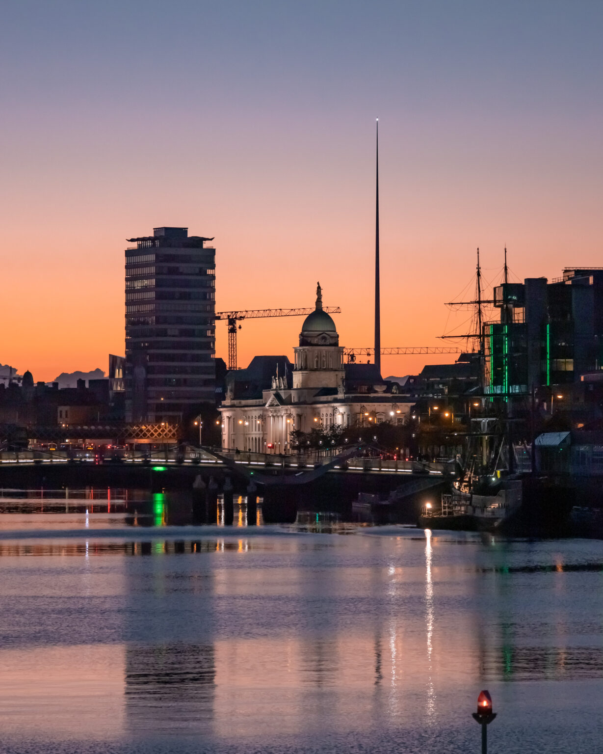 12+ breathtaking spots to watch the Sunset in Dublin Ireland