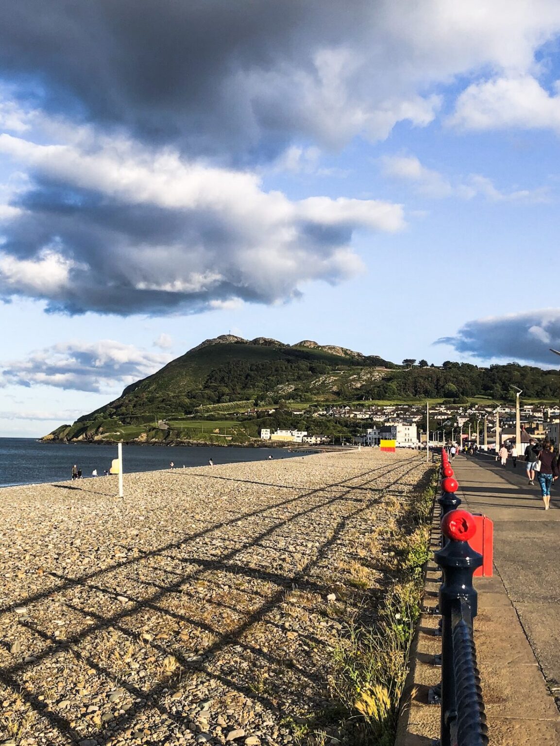 Walks in Dublin: 25+ Dublin Walks You NEED to try! (Locals Guide)